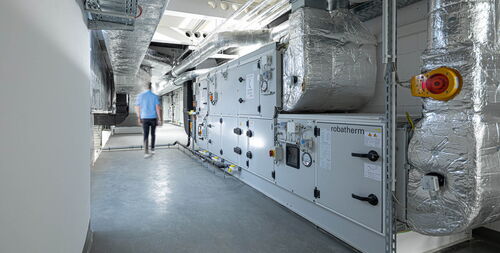 A Sigh of Relief in the City District. - robatherm EN